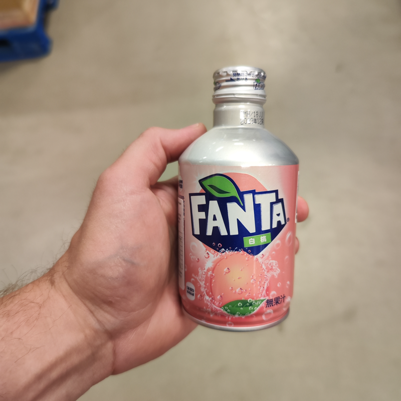 Fanta White Peach 30 cl, 24 stk